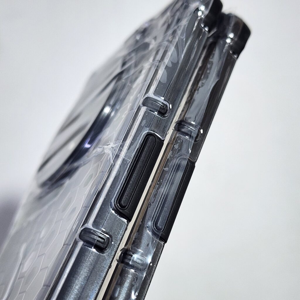 OnePlus 11r Transparent Armor Back Cover – BT Limited Edition Store