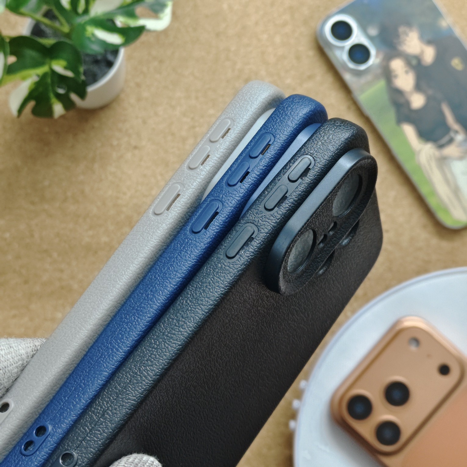 Vivo X200 FE Silicon Textured Leather Back Cover With Cloth Inside – BT ...