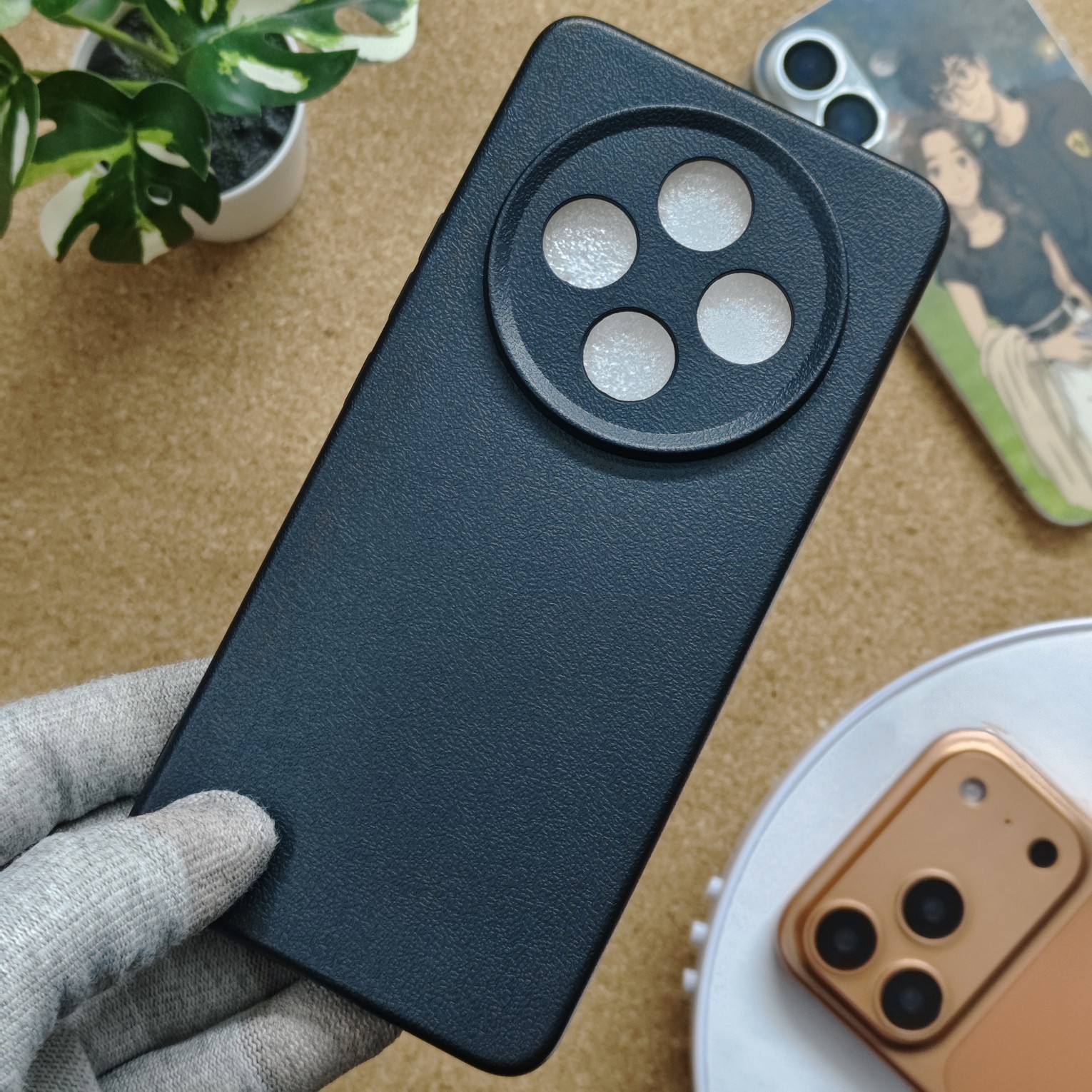 Vivo T4 & iQOO Z10 Silicon Textured Leather Back Cover With Cloth ...