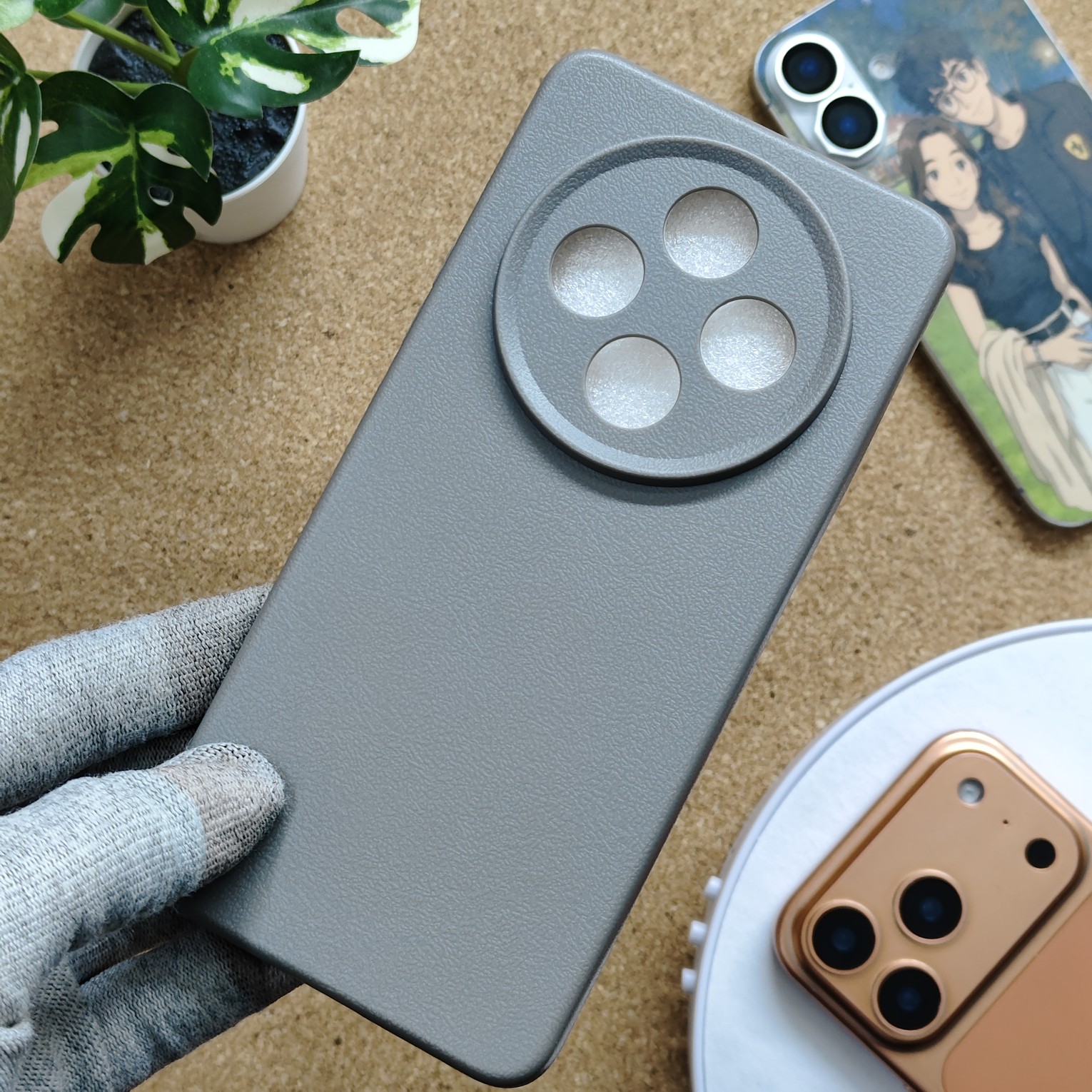 Vivo T4 & iQOO Z10 Silicon Textured Leather Back Cover With Cloth ...