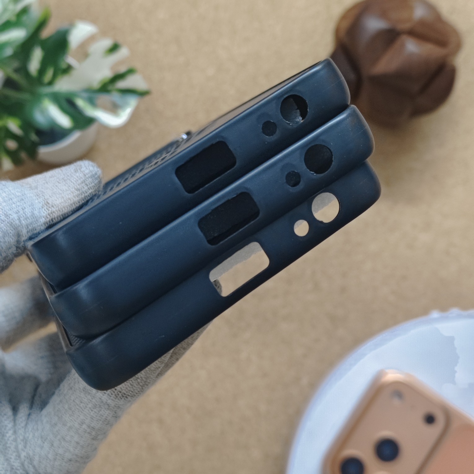 Tecno Sparks Go Premium Carbon Design Magsafe Back Cover – BT Limited ...
