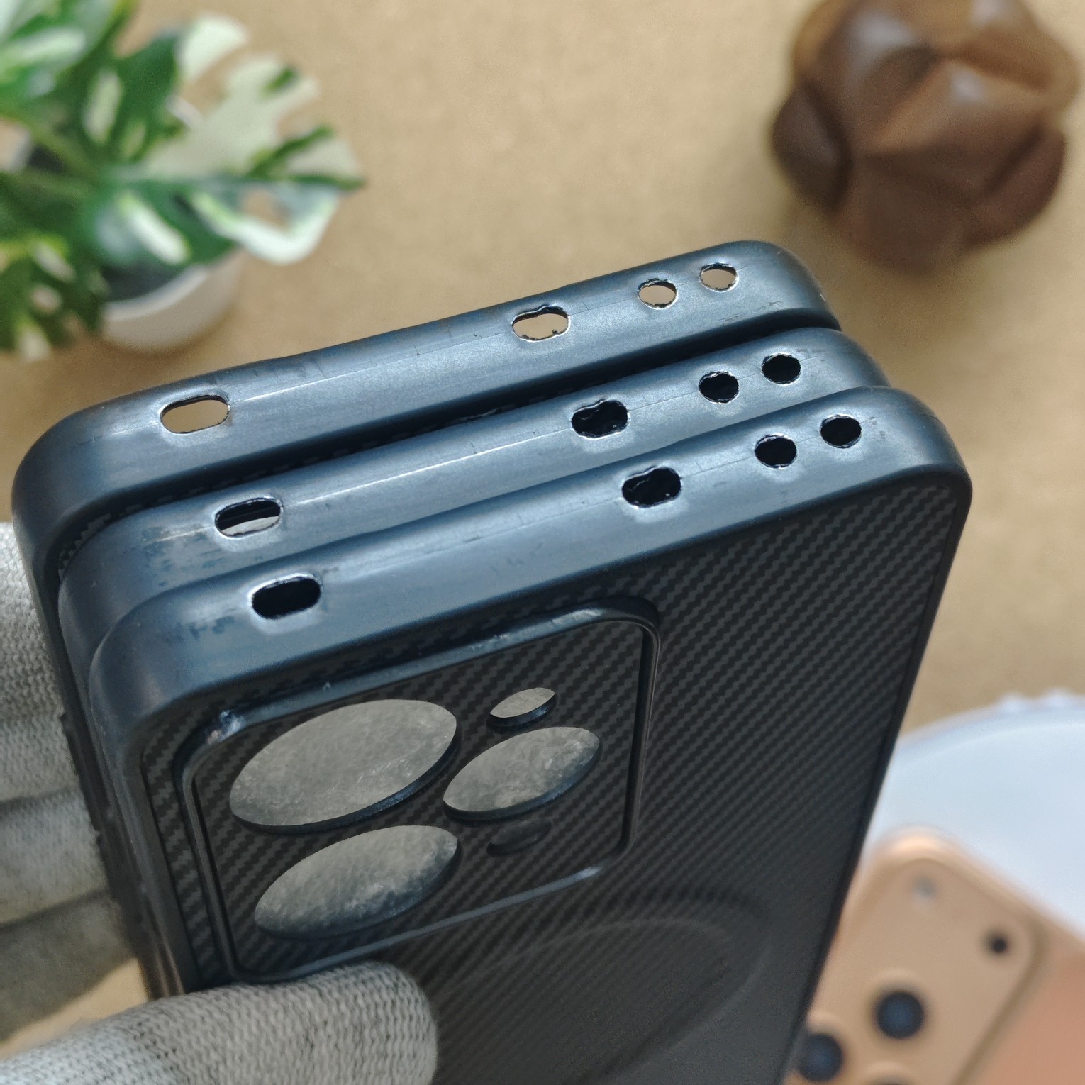 Realme 15 Pro Premium Carbon Design Magsafe Back Cover – BT Limited ...