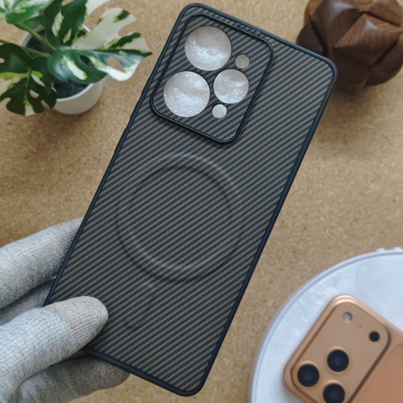 Realme 15 Pro Premium Carbon Design Magsafe Back Cover – BT Limited ...