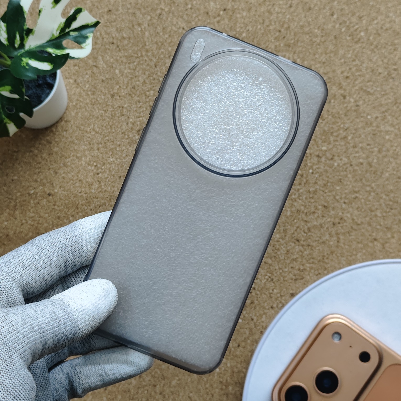 Vivo X300 Butter Paper Silicon Back Cover – BT Limited Edition Store