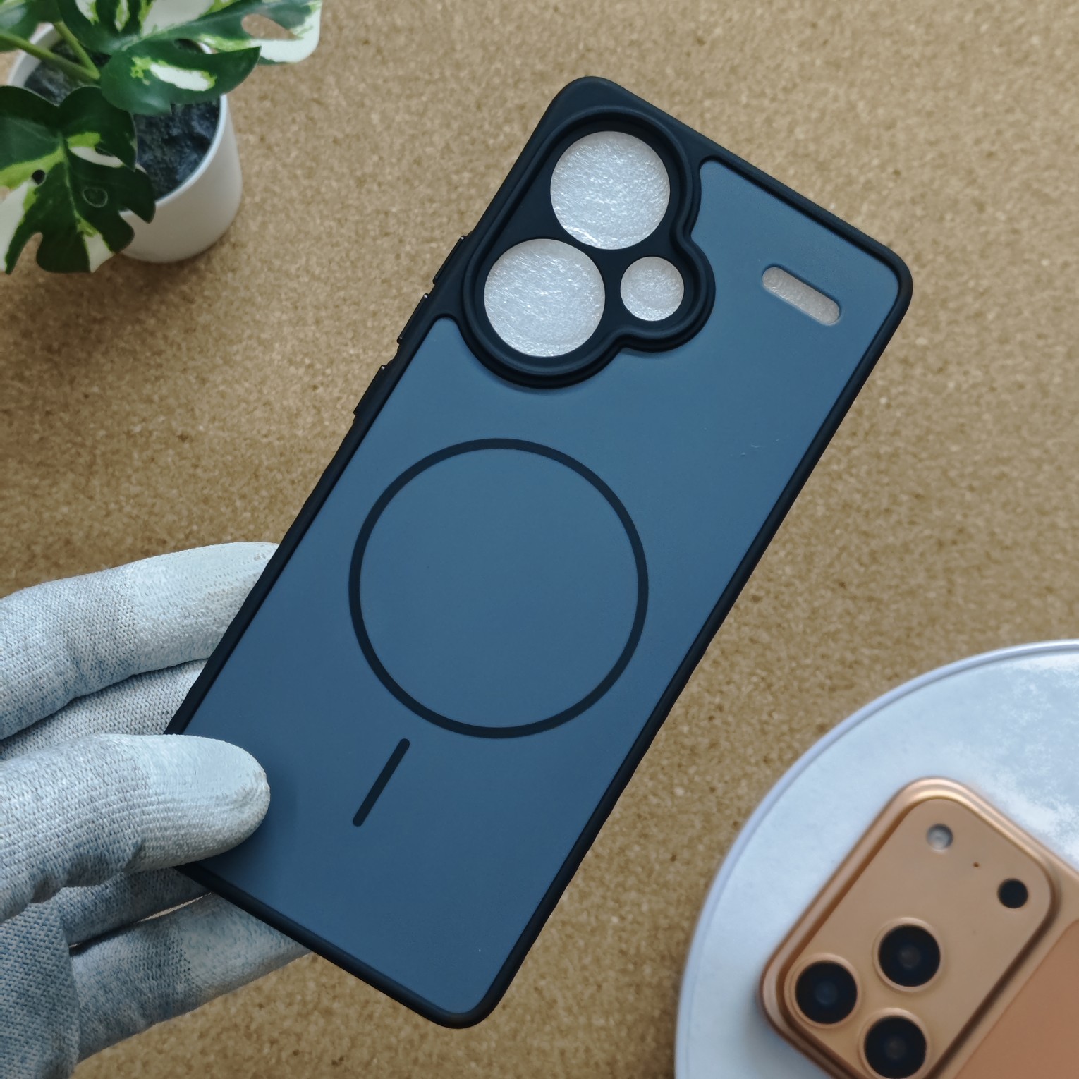 Redmi Note 13 Pro Plus Premium Silicon Back Cover No Magsafe – BT ...