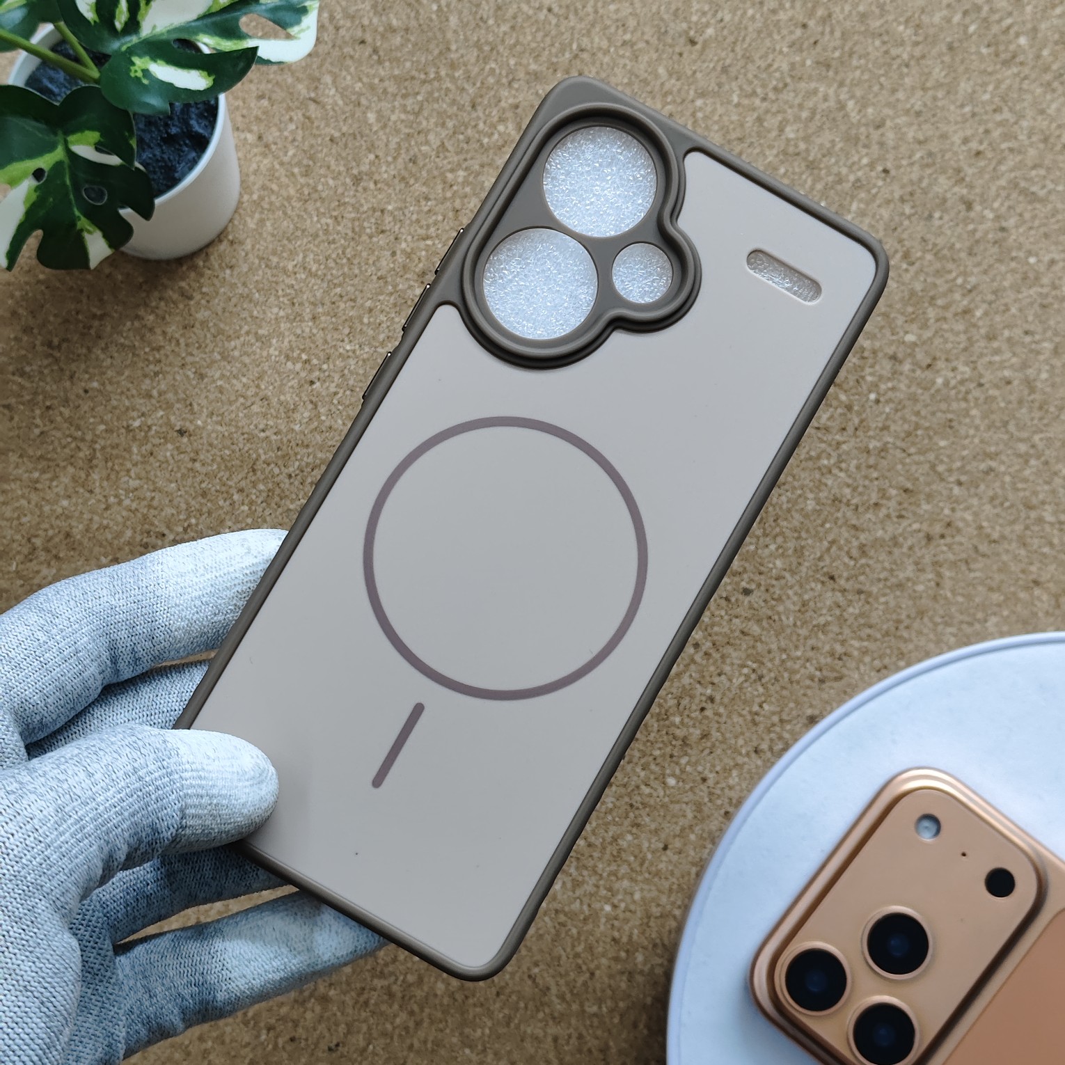 Redmi Note 13 Pro Plus Premium Silicon Back Cover No Magsafe – BT ...