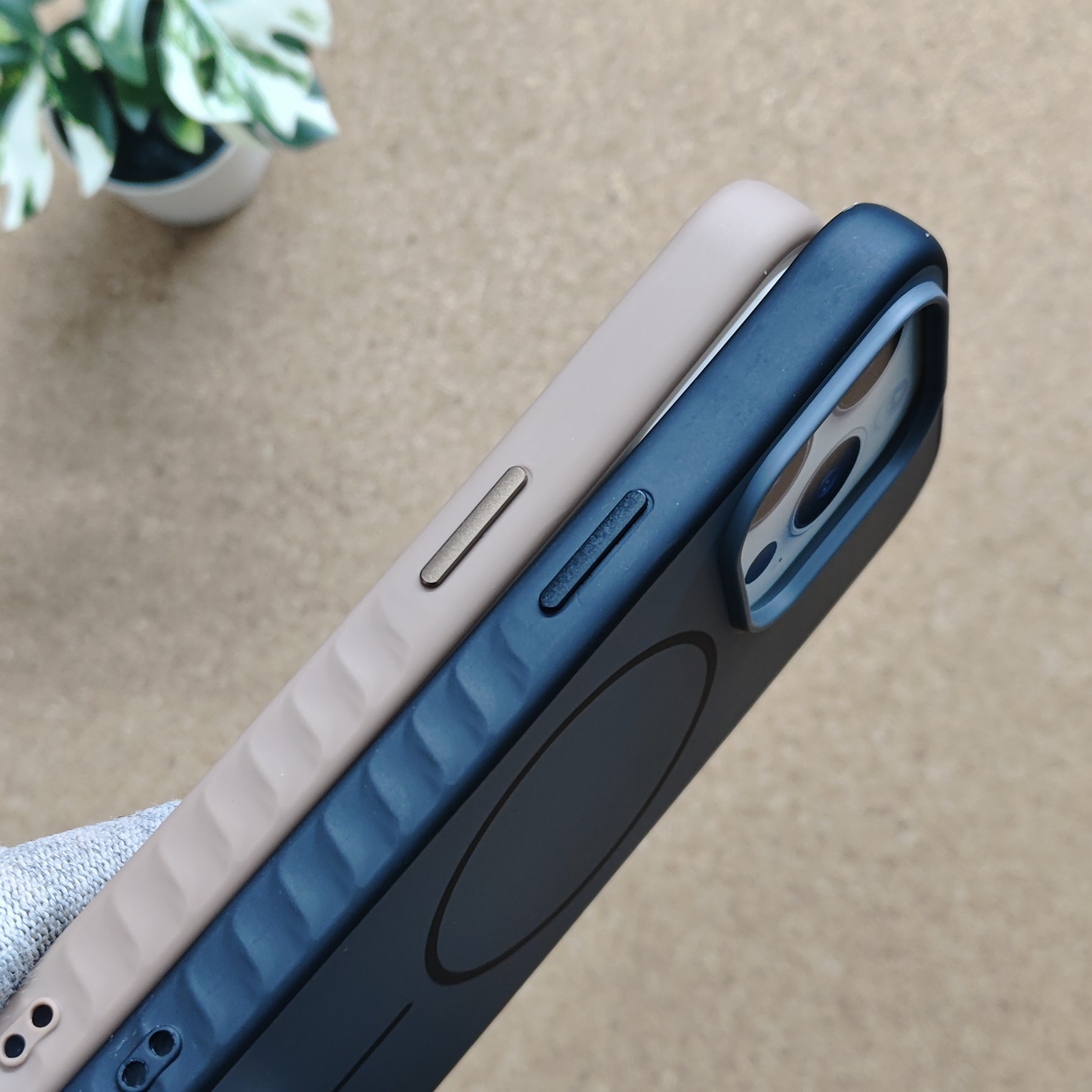 iPhone 15 Pro Premium Silicon Back Cover No Magsafe – BT Limited ...