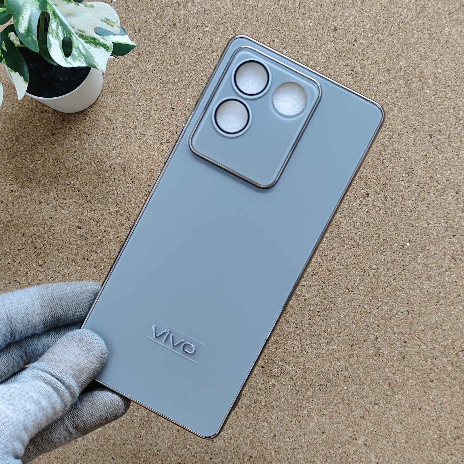Vivo T2 Pro & iQOO Z7 Pro Luxury Matte Chrome Finish Back Cover – BT ...