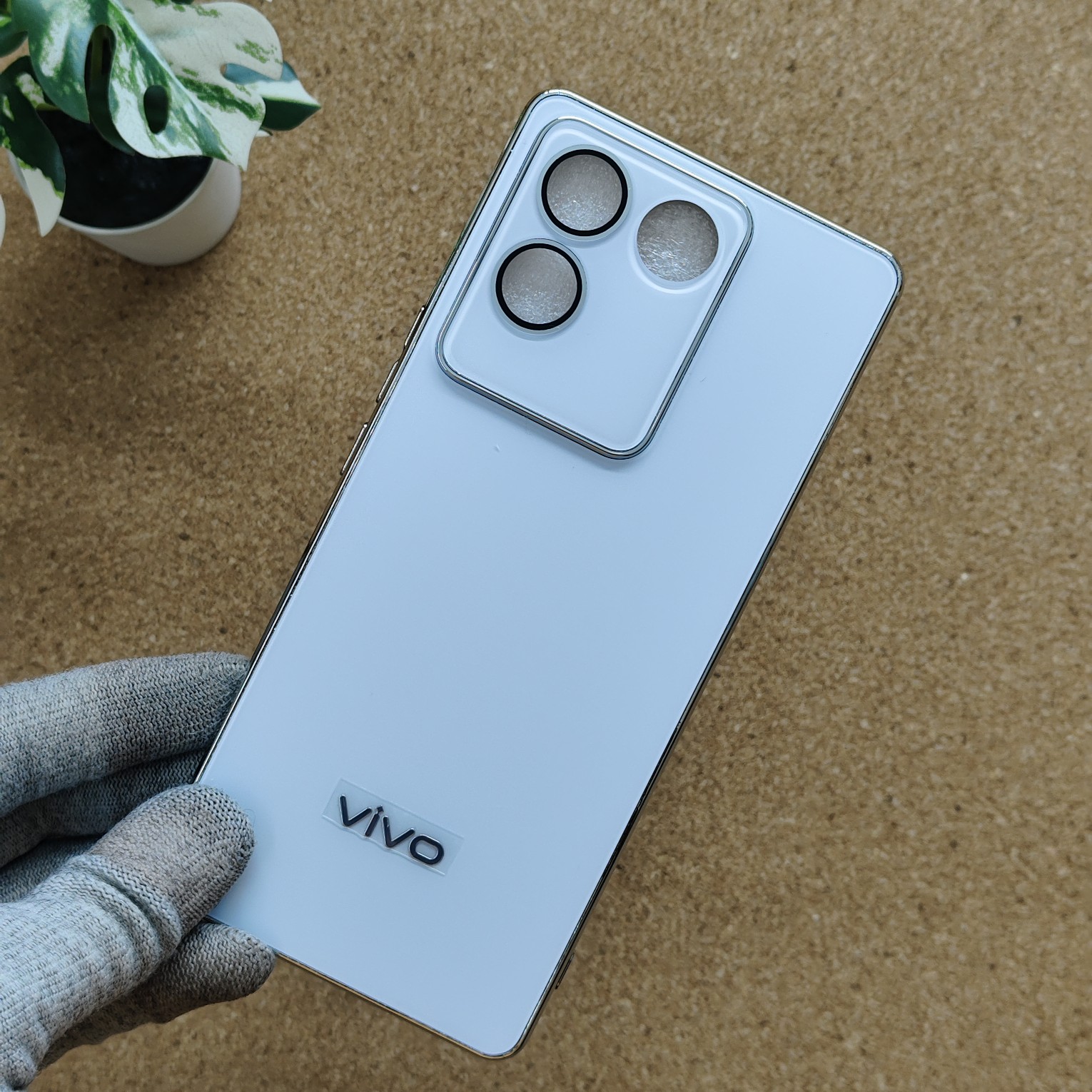 Vivo T2 Pro & iQOO Z7 Pro Luxury Matte Chrome Finish Back Cover – BT ...